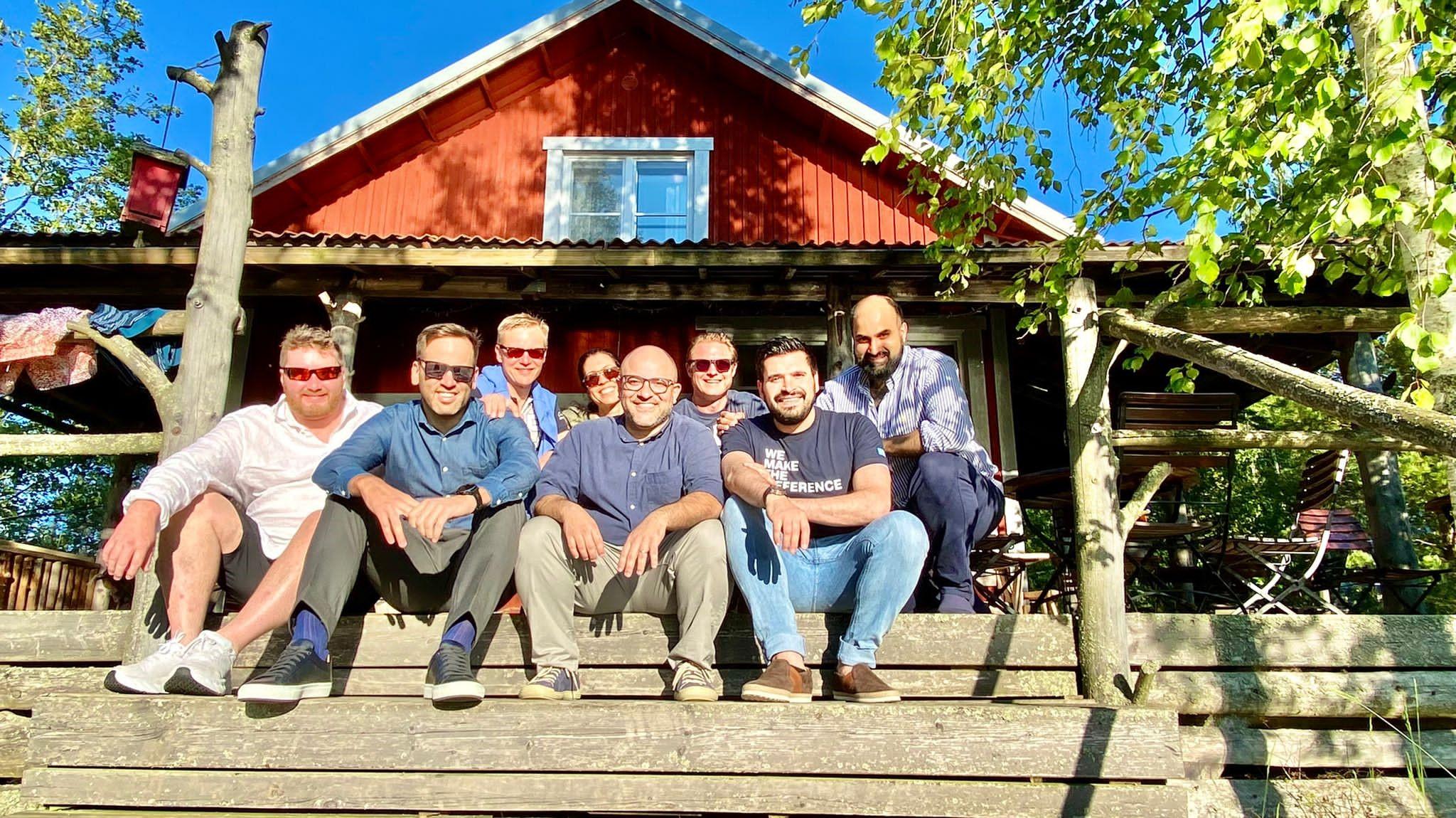 LM Midnight Sun Key Opinion Leader Meeting - LM-Dental